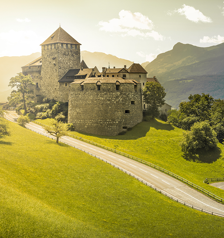 Homepage [www.efgbankvonernst.com]